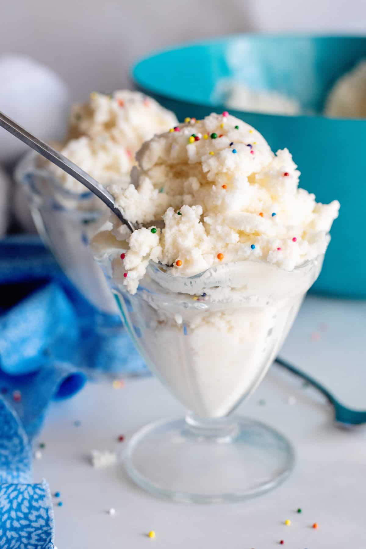 How to Make Snow Cream With 2 Ingredients - Southern Plate